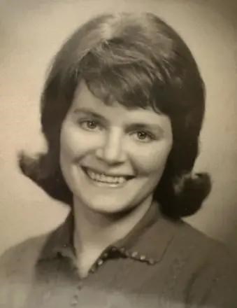 Peggy Marie Hunter Obituary (2024) - Sparta, MO - Holden Cremation ...
