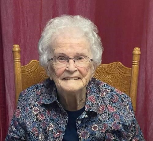 Marie Hutchens Obituary (2023) - Centralia, MO - Oliver Funeral Home ...