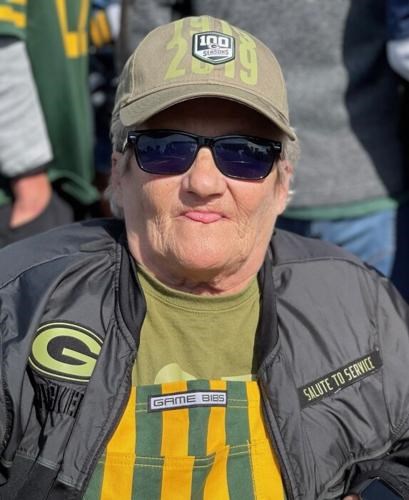 Susan M. "Van Frachen" Warner Obituary (2026) - Green Bay, WI - Lyndahl ...