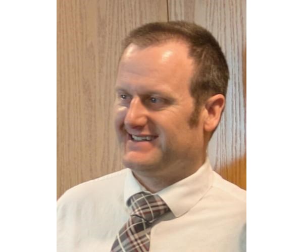 Christopher Aaron Lundgreen Obituary (2025) - Pendleton, OR - Pendleton ...