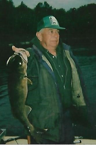 Donald R. Hansen Obituary (2023) - Waupaca, WI - Maple Crest Funeral ...