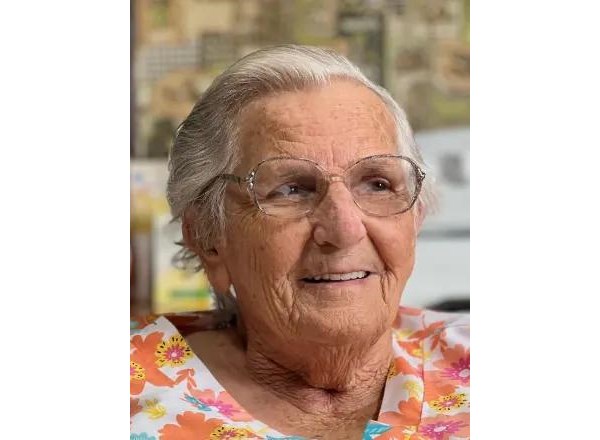 Mrs. Linda Lou Collins Obituary (2025) - New Tazewell, TN - Claiborne ...