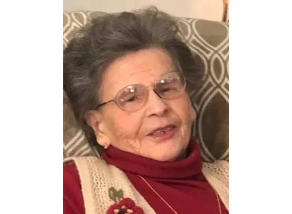 Minnie Ruth Bennett Obituary (2025) - Mount Olive, NC - Tyndall Funeral ...