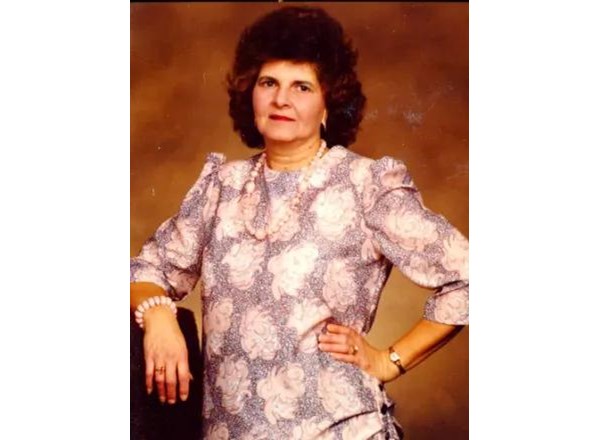 Nancy Roberta Davis Obituary (2025) - Salem, IN - Dawalt Funeral Home ...