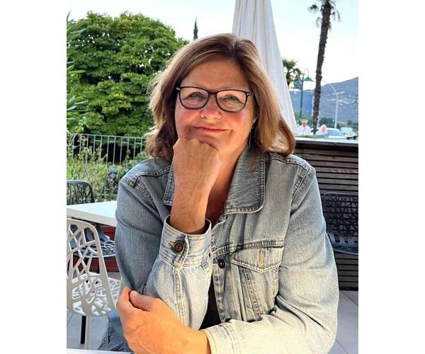 Mary Beth Barry Obituary (1954 - 2023) - Legacy Remembers