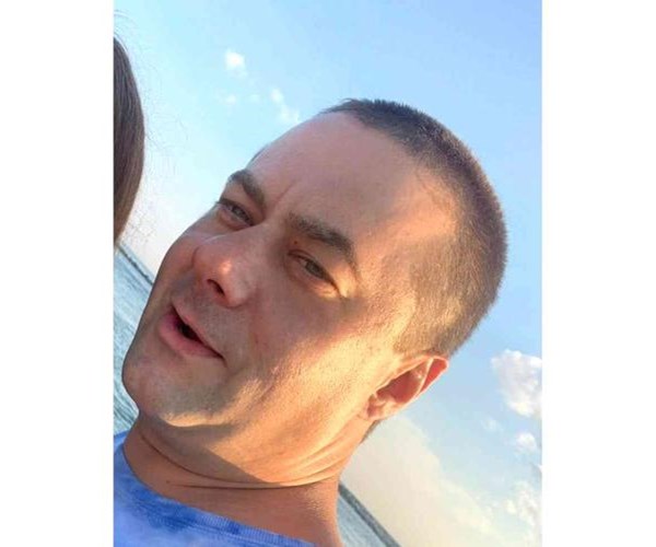 Robert Roberts III Obituary (1978 - 2023) - Legacy Remembers