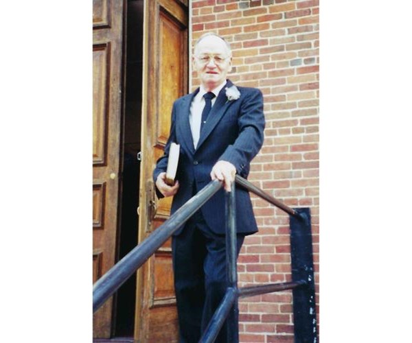 Frank Baker Obituary (1930 - 2023) - Legacy Remembers