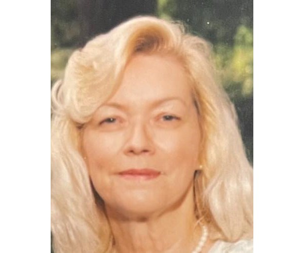 Phyllis Moore Obituary (2025) - Port St. Joe, FL - Comforter Funeral ...