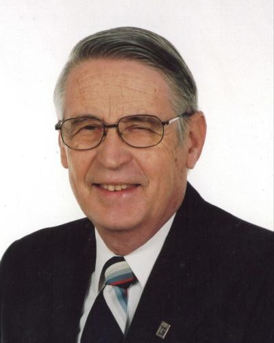 Stanley E. Thompson Obituary (2025) - Yankton, SD - Wintz & Ray Funeral ...
