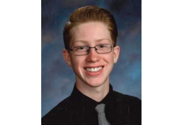 Anderson Kenneth Davis Obituary (2026) - Beavercreek, OH - Newcomer ...