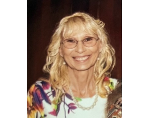 Susan Chambers Obituary (2026) - Newton, KS - Petersen Family Funeral ...