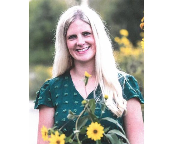 Amber Lee Bredzinsky Obituary (2025) - Neenah, WI - Anderson TeBeest ...