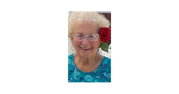 Carmella "Dolly" DeRenzo Obituary (2023) - Legacy Remembers