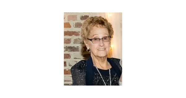 Joan Patricia Seavolt Obituary (2025) - Toledo, OH - Urbanski Funeral ...