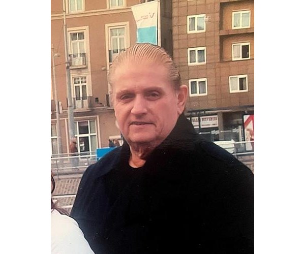 Robert Valle Obituary (2024) - Itasca, IL - The Oaks Funeral Home, Ltd.
