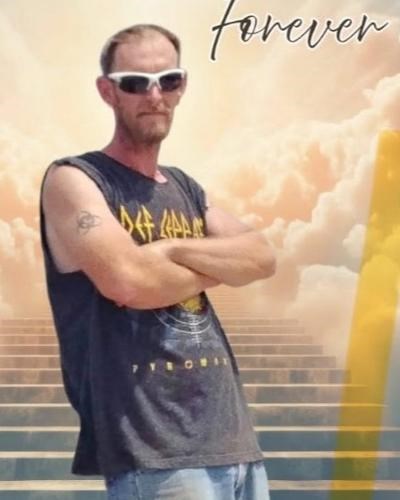 David Wayne Gadberry Obituary (2025) - Vandalia, MO - Waters Funeral ...