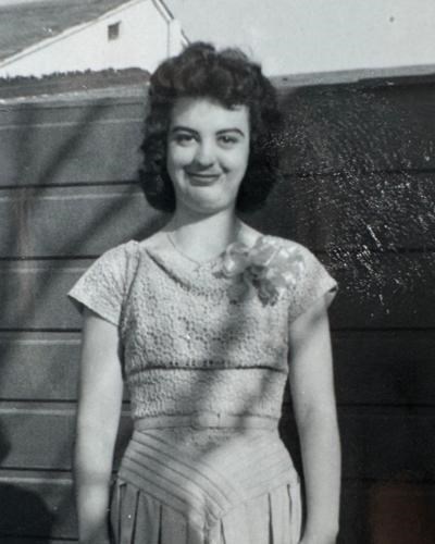 Harriet Louise Davis Obituary (2025) - Redlands, CA - Emmerson Bartlett ...