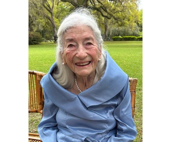 Carolyn Collins Pace Obituary (2025) - San Diego, CA - Featheringill ...