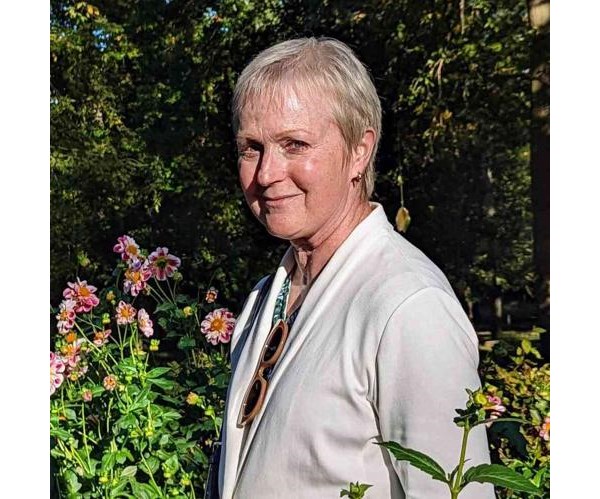 Karen Jane Marsh Watson Obituary (1956 - 2024) - Legacy Remembers