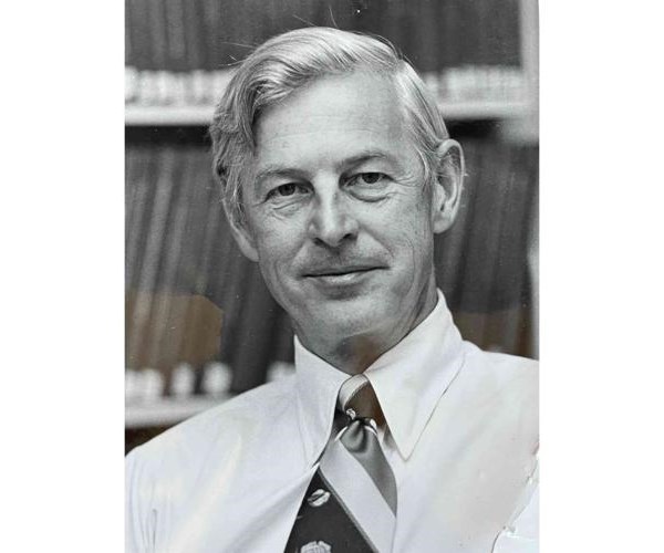 Robert White Obituary (1927 - 2023) - Legacy Remembers