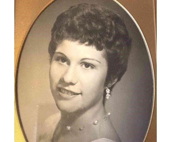 Julie Whitney Obituary (1942 - 2023) - Legacy Remembers