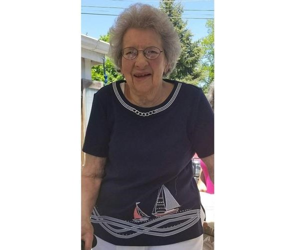 Elizabeth Holton Obituary (1930 - 2021) - Legacy Remembers