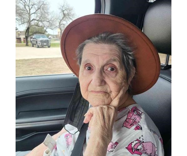 Dora Salinas Obituary (1937 - 2025) - Legacy Remembers