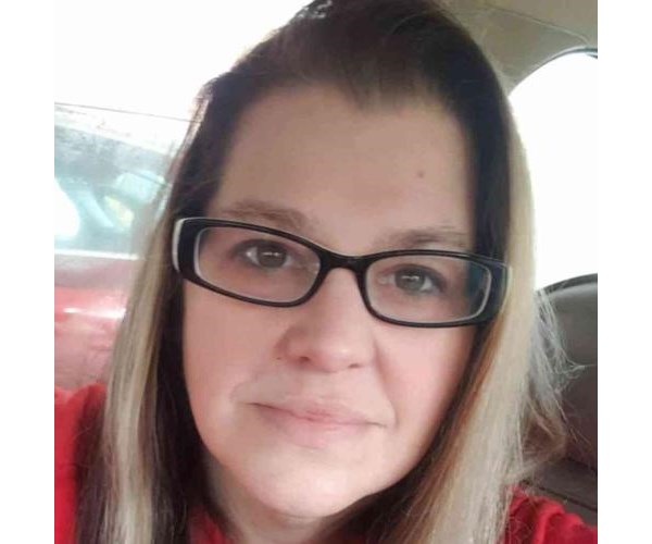 Laura Bennett Obituary (1979 - 2024) - Legacy Remembers