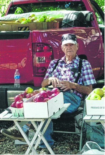 Mennis Eplin Obituary (1932 - 2023) - Hamlin, WV - The Lincoln Journal
