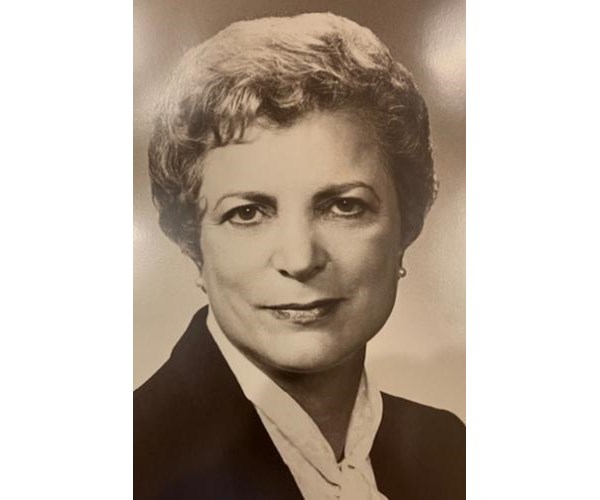 Elizabeth Deluca Obituary (1925 - 2023) - Canfield, OH - Mahoning Matters
