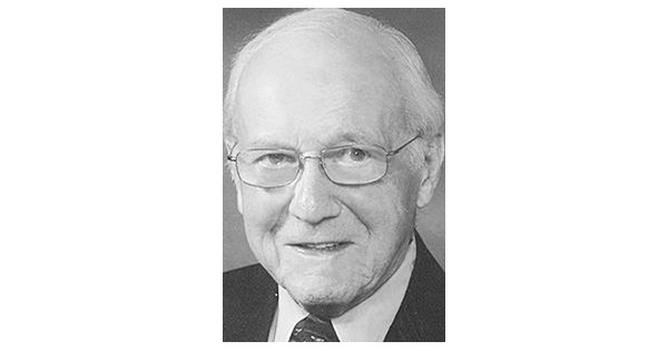 Robert Dunfey Obituary (1928 - 2016) - Portsmouth, NH - Portland Press ...