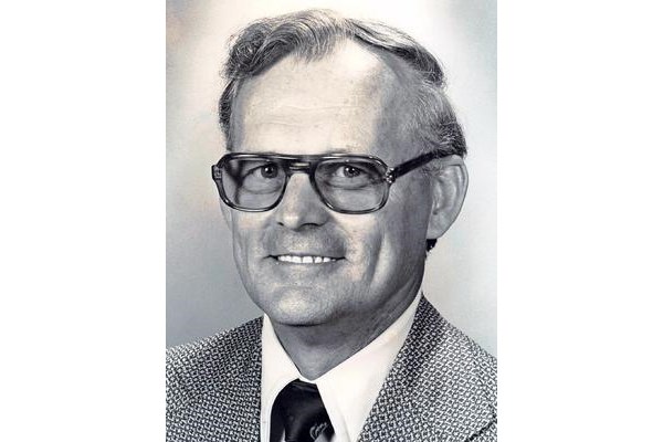 Kenneth Navratil Obituary (2014) - Lexington, OH - Erie Times-News