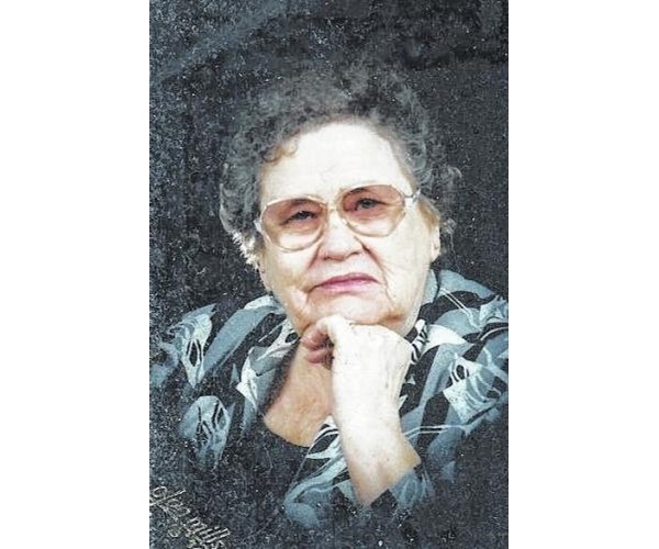 Crystal Cash Obituary (2015) - Leon, WV - Point Pleasant Register