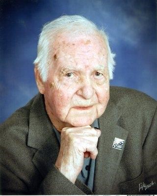 Carroll Bonfield Obituary (1917 - 2018) - Colerain Twp, OH - Kentucky ...