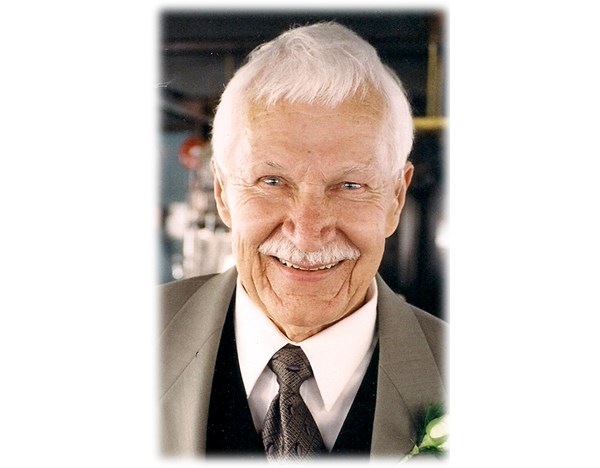 Alan HILTON Obituary (1924 - 2016) - Kelowna, BC - Okanagan Valley ...