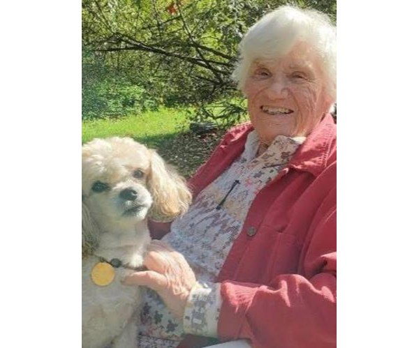 Carol Lomax Obituary (04/15/1934 - 10/16/2025) - Lake Oswego, OR - The ...