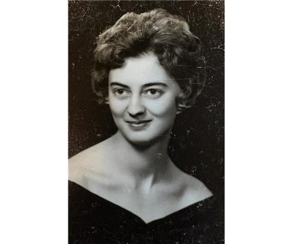 Elizabeth Grover Obituary (1939 - 2025) - Oshkosh, WI - Oshkosh Herald