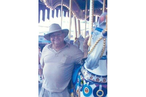 Robert Brasch Obituary (1938 - 2016) - Pensacola, FL - the Pensacola ...