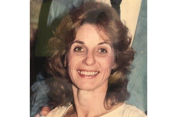 Carolyn Borgmann Obituary (2017) - Legacy Remembers