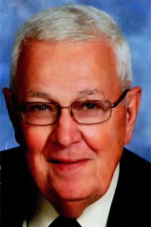 Russell Stolze Obituary (2022) - East Moline, IL - The Rock Island ...