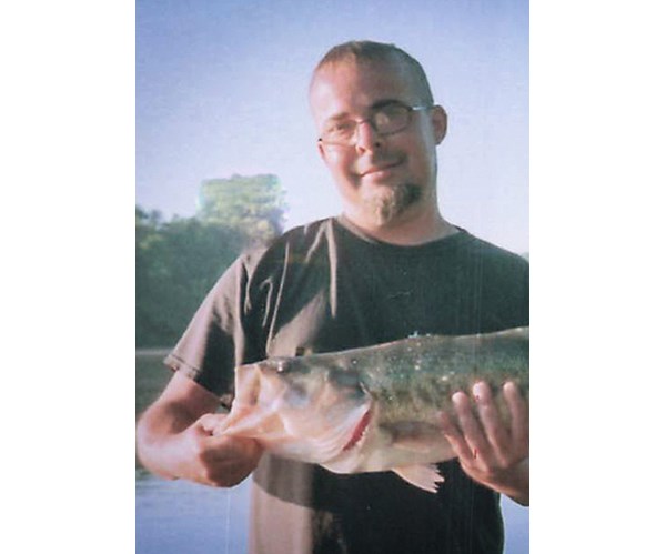 Thomas Moench Obituary (1980 - 2024) - Bettendorf, IA - Quad-City Times