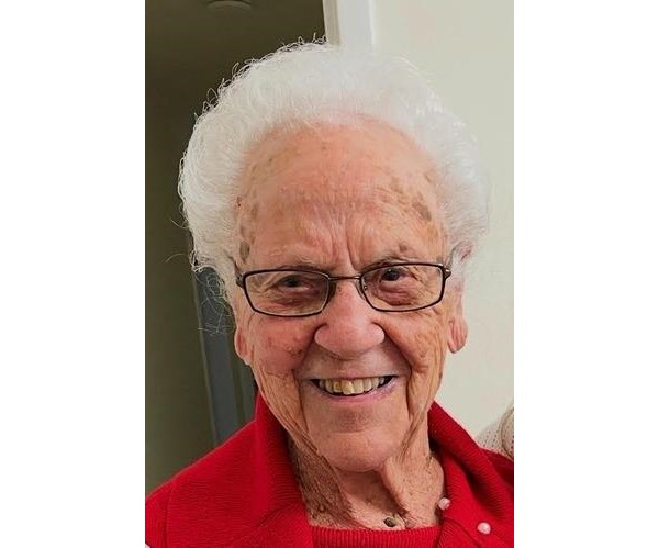 Roselie Moresi Obituary (1922 - 2024) - Petaluma, CA - San Francisco ...
