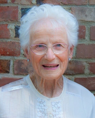 Harriet Draper Obituary (1926 - 2025) - Santa Rosa, CA - San Francisco ...