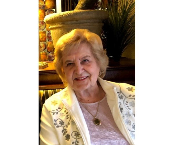 Julia DETLOR Obituary (2021) - Niagara Falls, ON - Welland Tribune