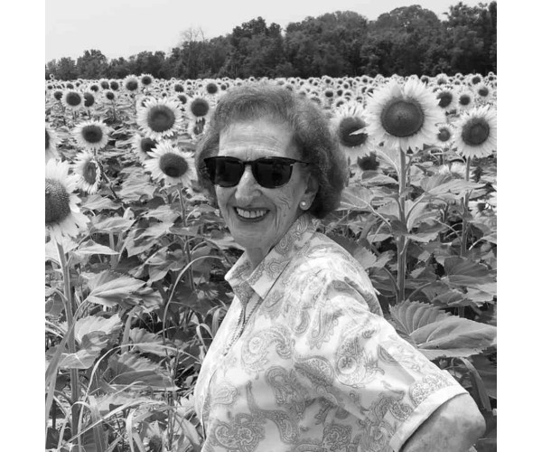 Valerie Wall Obituary (1928 - 2024) - Chesterfield, MO - St. Louis Post ...