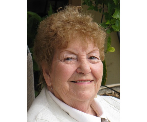 Mary Sennich Obituary (2026) - Lakeside Marblehead, OH - The Courier