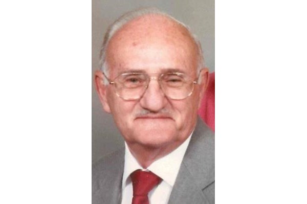 Gilbert Reichenberger Obituary (1931 - 2021) - Oshkosh, WI - Oshkosh ...