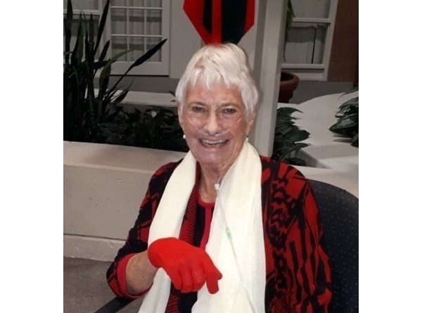 Elizabeth DERRY Obituary (2022) - Legacy Remembers