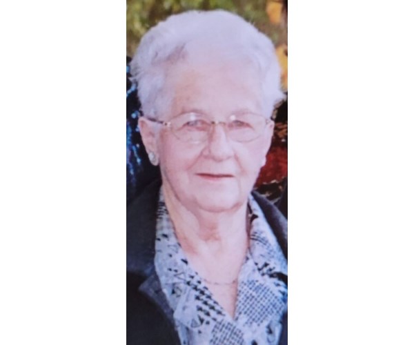 Lillian CROWE Obituary (2022) - Lakefield, ON - The Peterborough Examiner