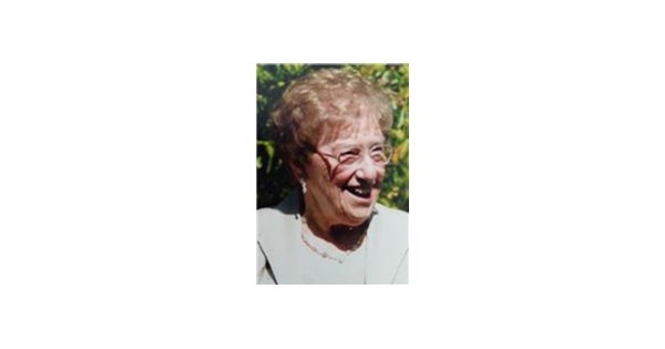 Antoinette Ravenelle Obituary (2021) - Westerly, RI - The Westerly Sun